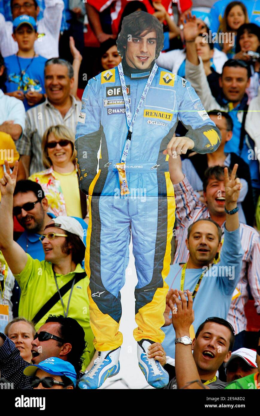 Voiture de course de formule 1 hi-res stock photography and images - Alamy