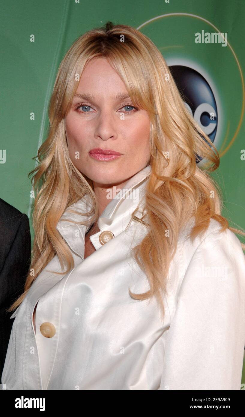 Desperate Housewives cast member Nicolette Sheridan arrives at the ABC ...