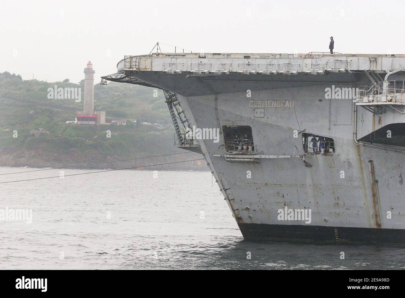 French aircraft carrier clemenceau hi-res stock photography and images ...