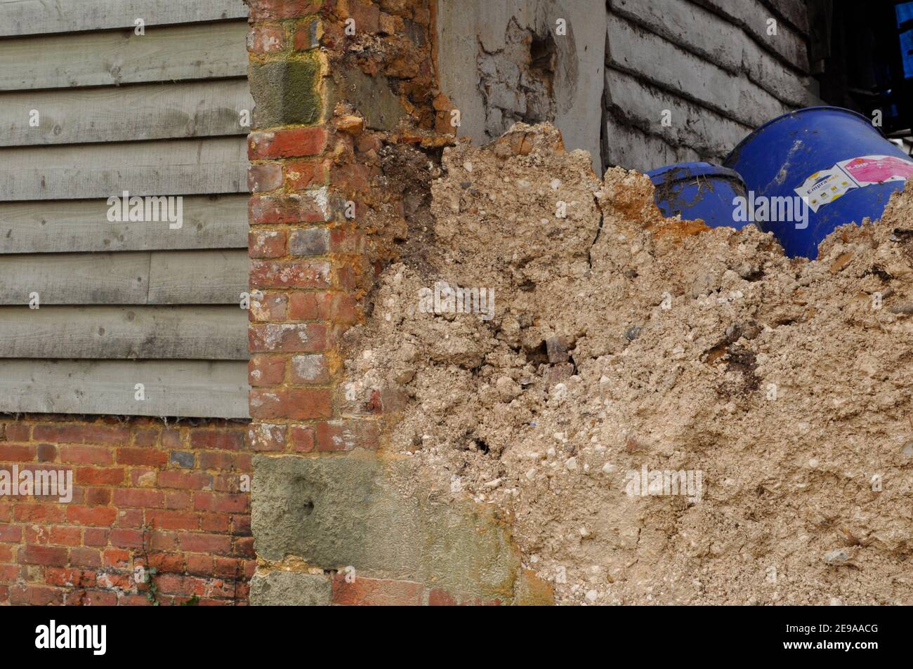 Chalk rubble filling hi-res stock photography and images - Alamy