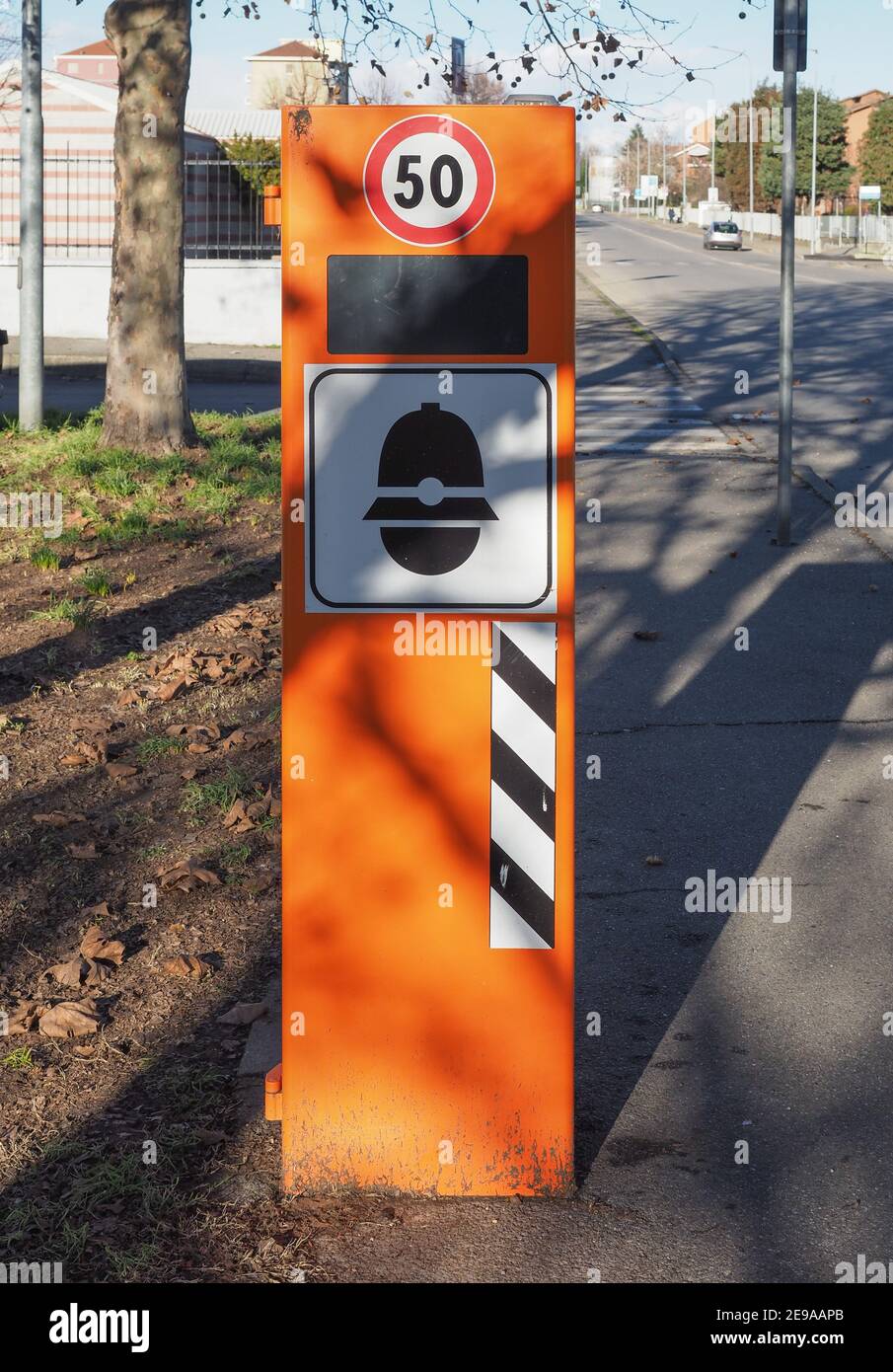 speed camera with a speed limit sign Stock Photo - Alamy