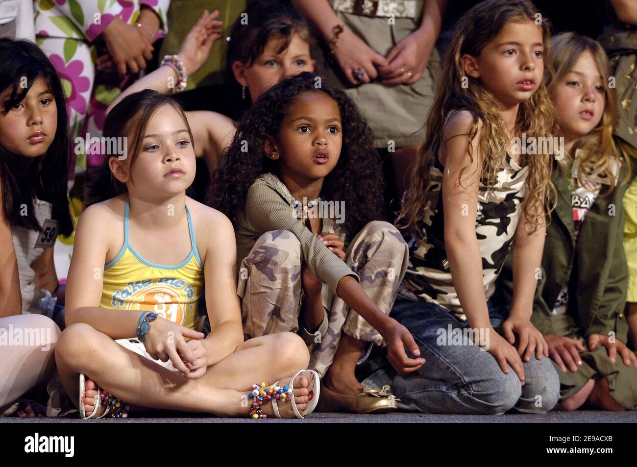 Atmosphere during the Mini Miss and Ministar 2006 election for young ...