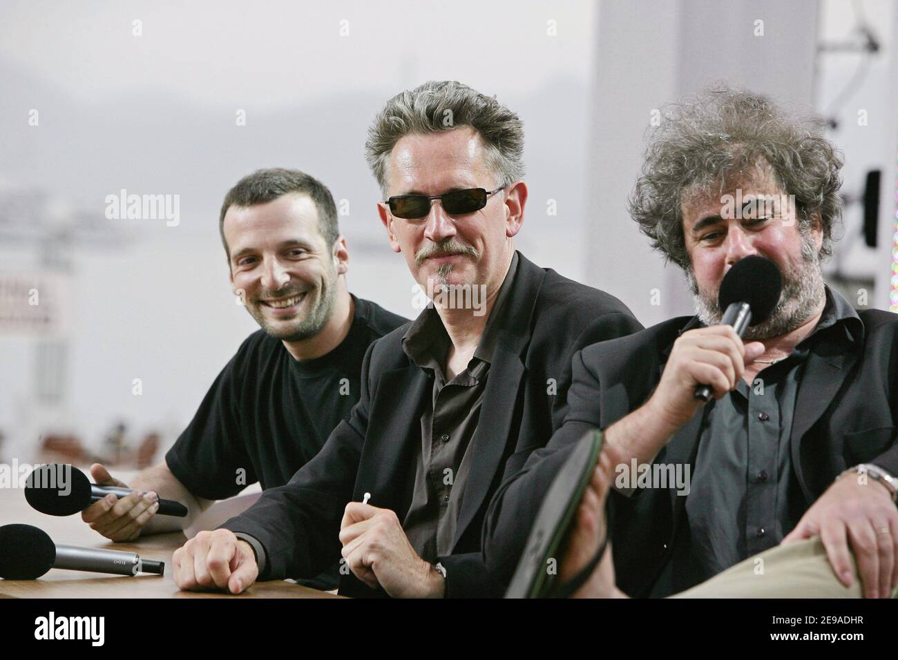 Avida cast members Benoit Delepine and Gustave Kervern and actor and ...