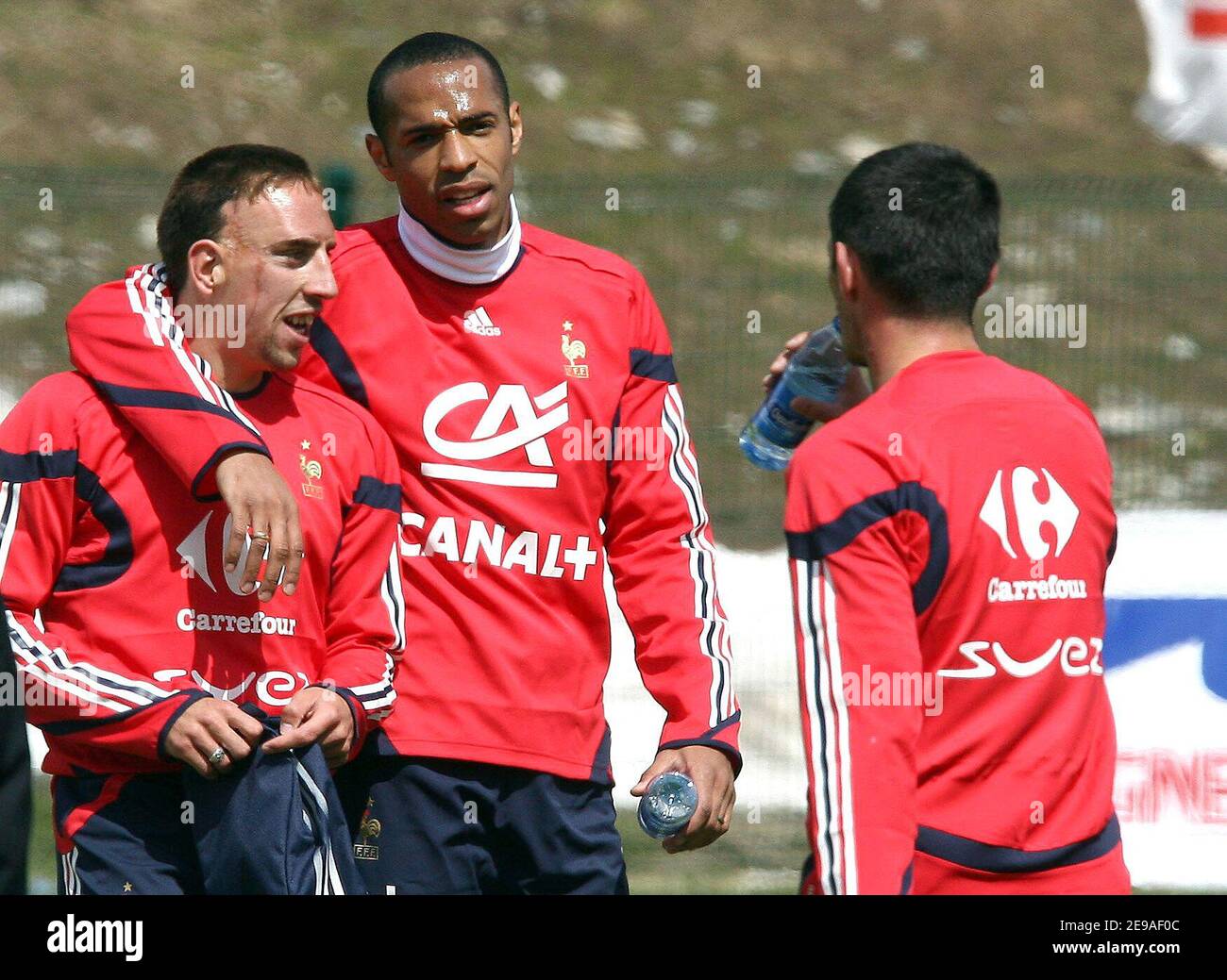 Thierry henry france training hi-res stock photography and images - Alamy