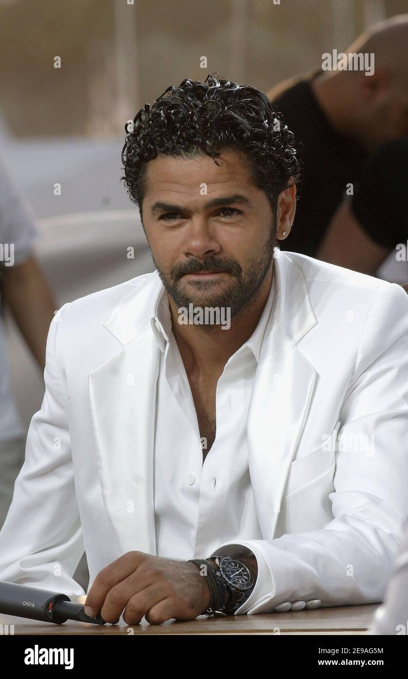 French actor jamel debbouze french hi-res stock photography and images ...