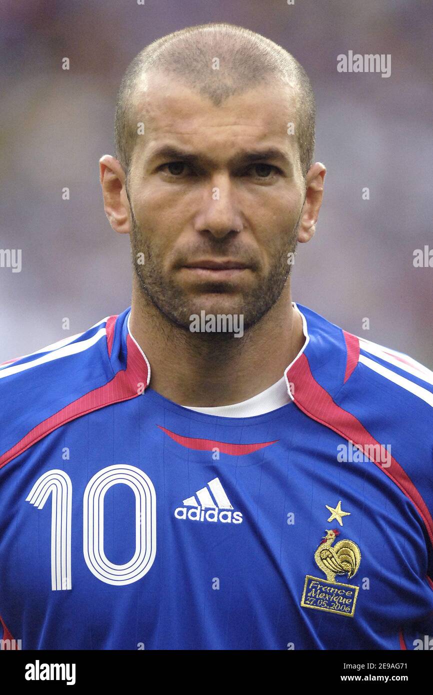 France's Zinedine Zidane during friendly soccer match France vs Mexico ...