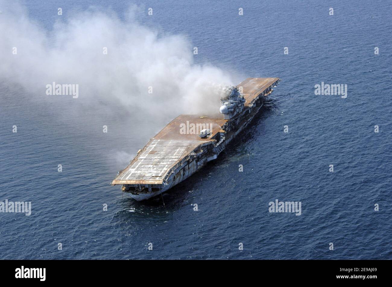 The ex-Oriskany, a decommissioned aircraft carrier, was sunk in the ...