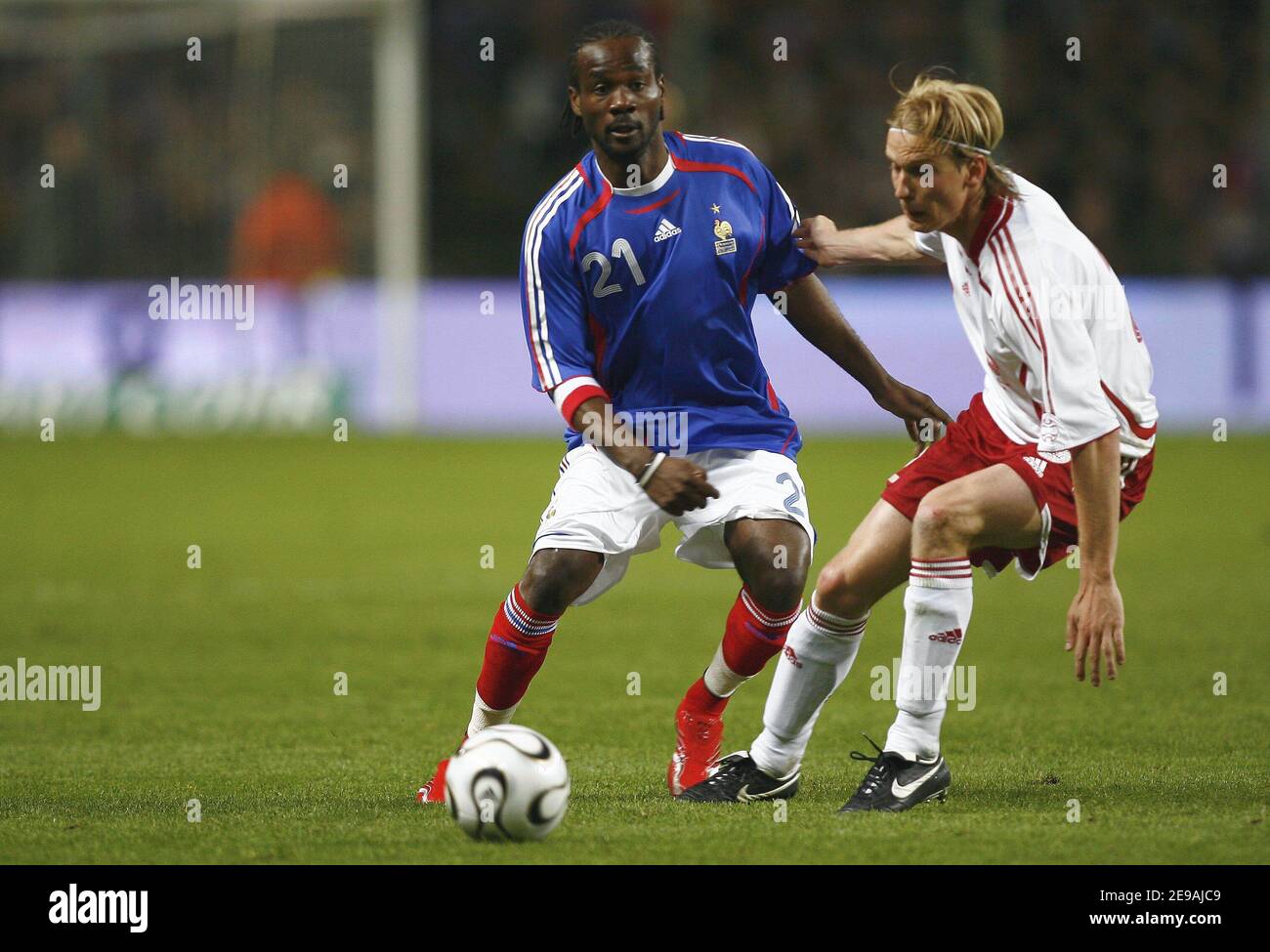 Pascal chimbonda france team hi-res stock photography and images - Alamy
