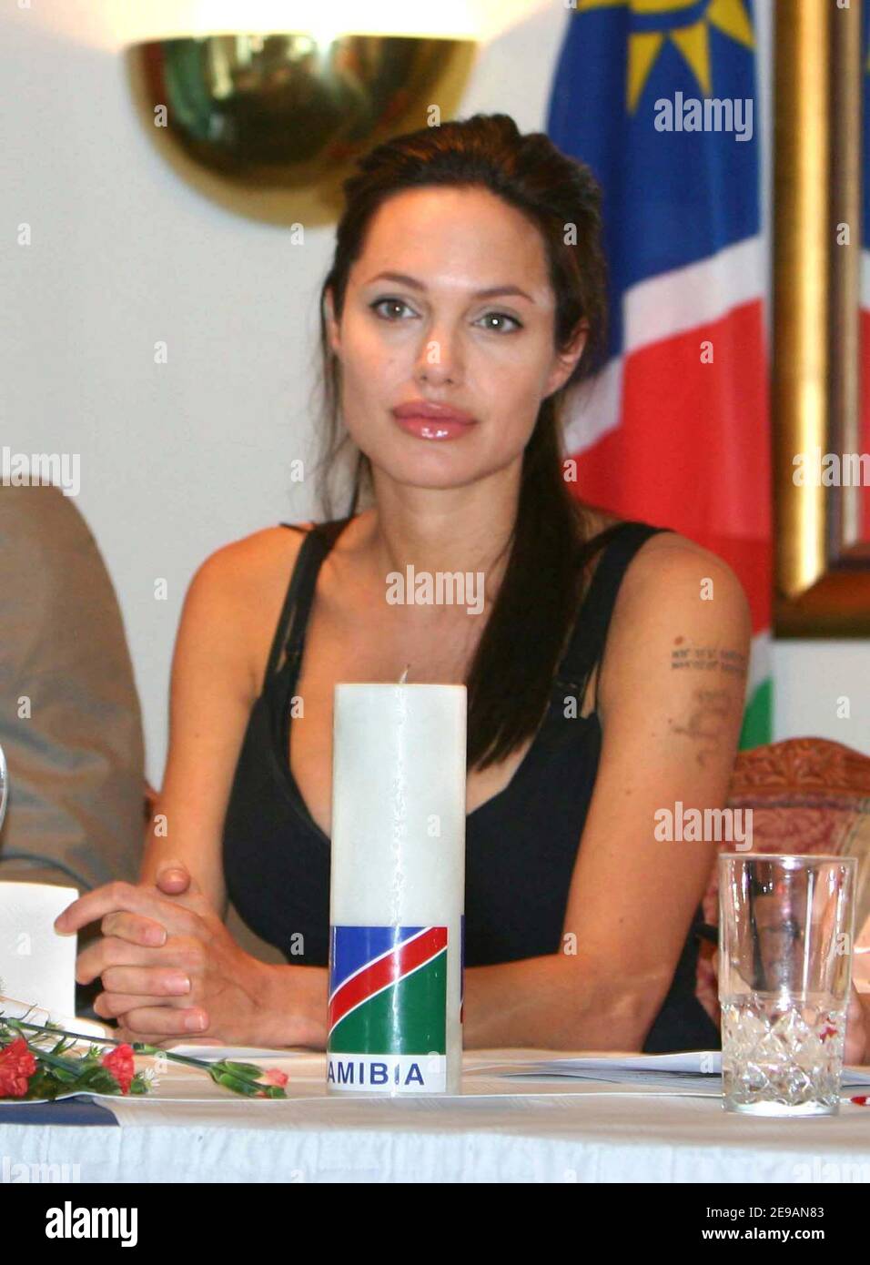 Shiloh jolie pitt born hi-res stock photography and images - Alamy