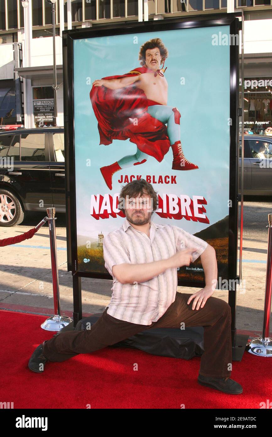 Jack Black arrives at the Nacho Libre Premiere, Grauman's Chinese ...