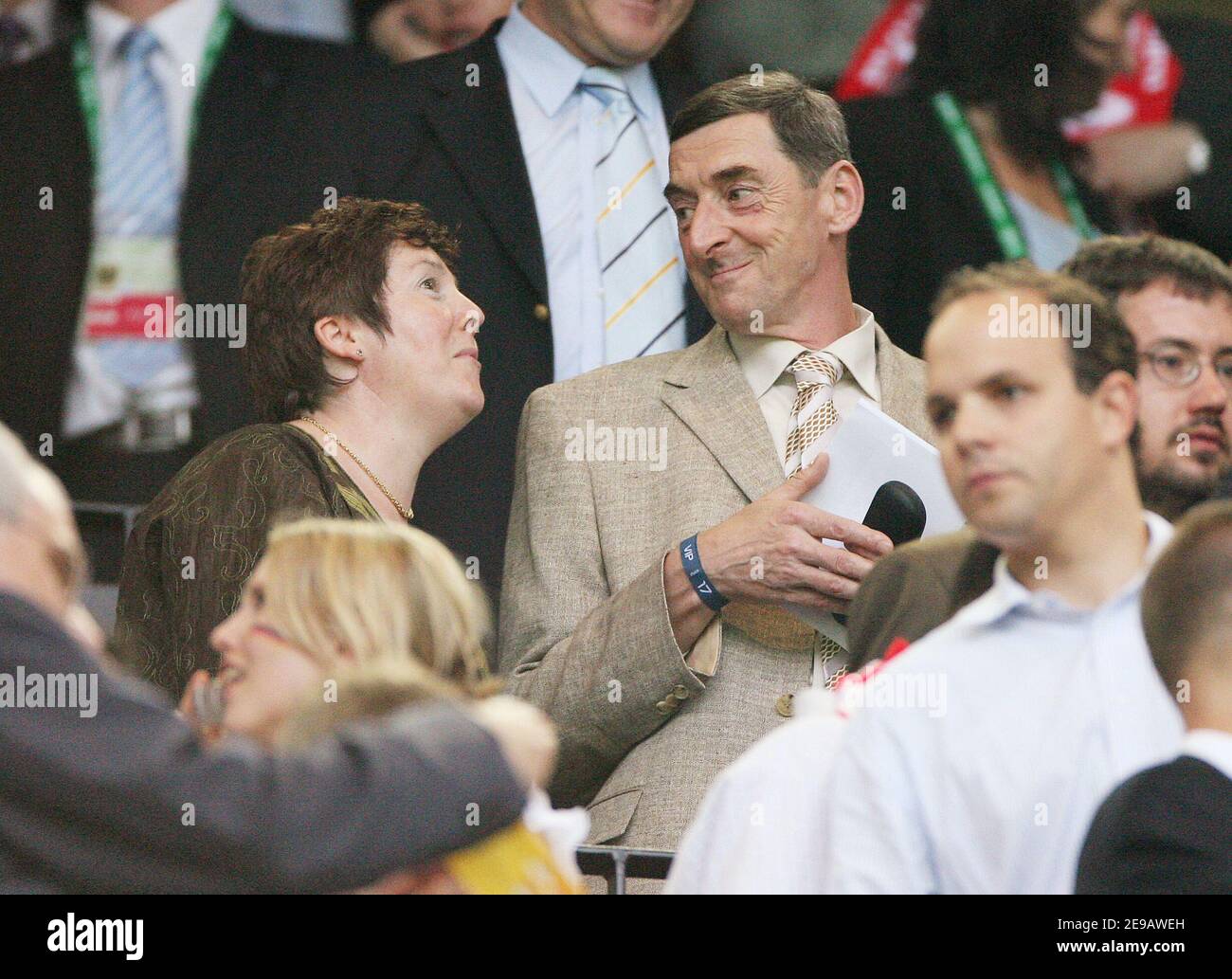 David guest 1998 hi-res stock photography and images - Alamy