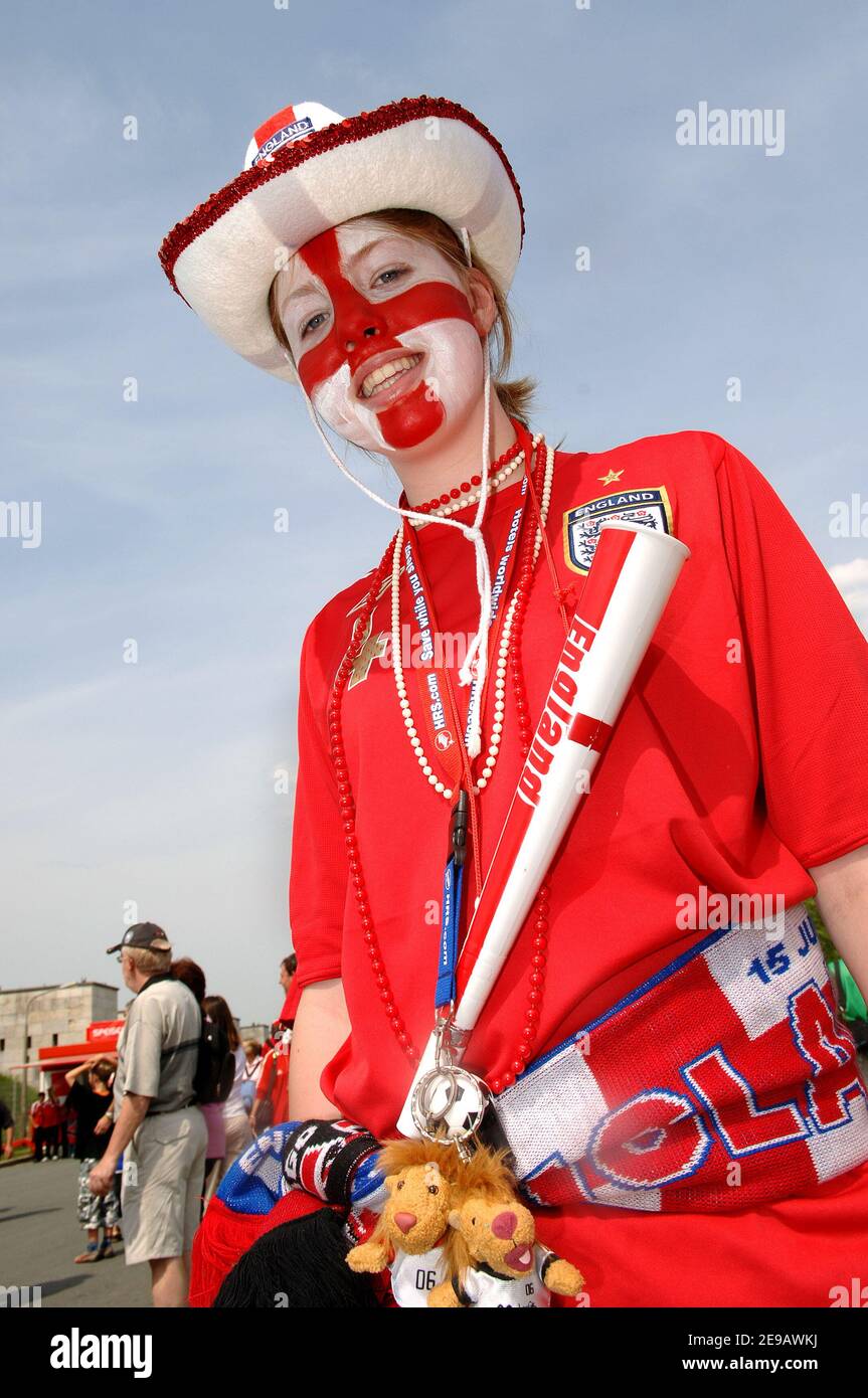 Trinidad soccer fan hi-res stock photography and images - Alamy