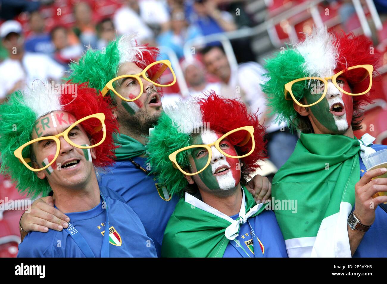 Italy fans during the World Cup 2006, Group E Italy vs USA, in ...