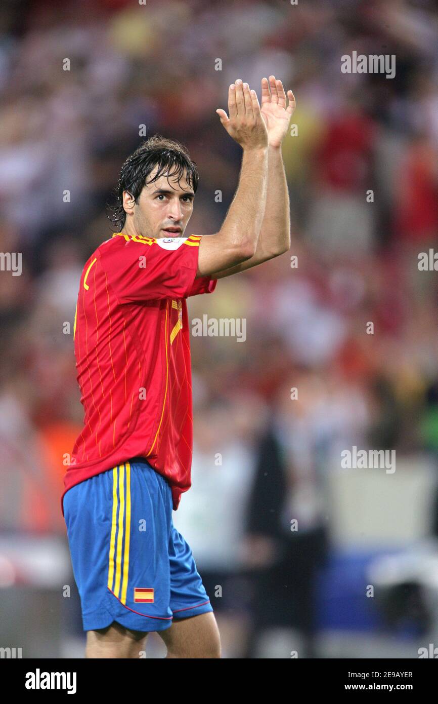 Soccer 2006 fifa world cup germany group spain tunisia gottlieb daimler ...