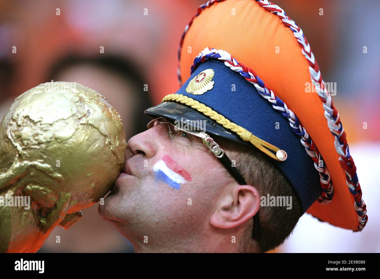 Netherlands' fan during the World Cup 2006, Group C, Netherlands vs ...