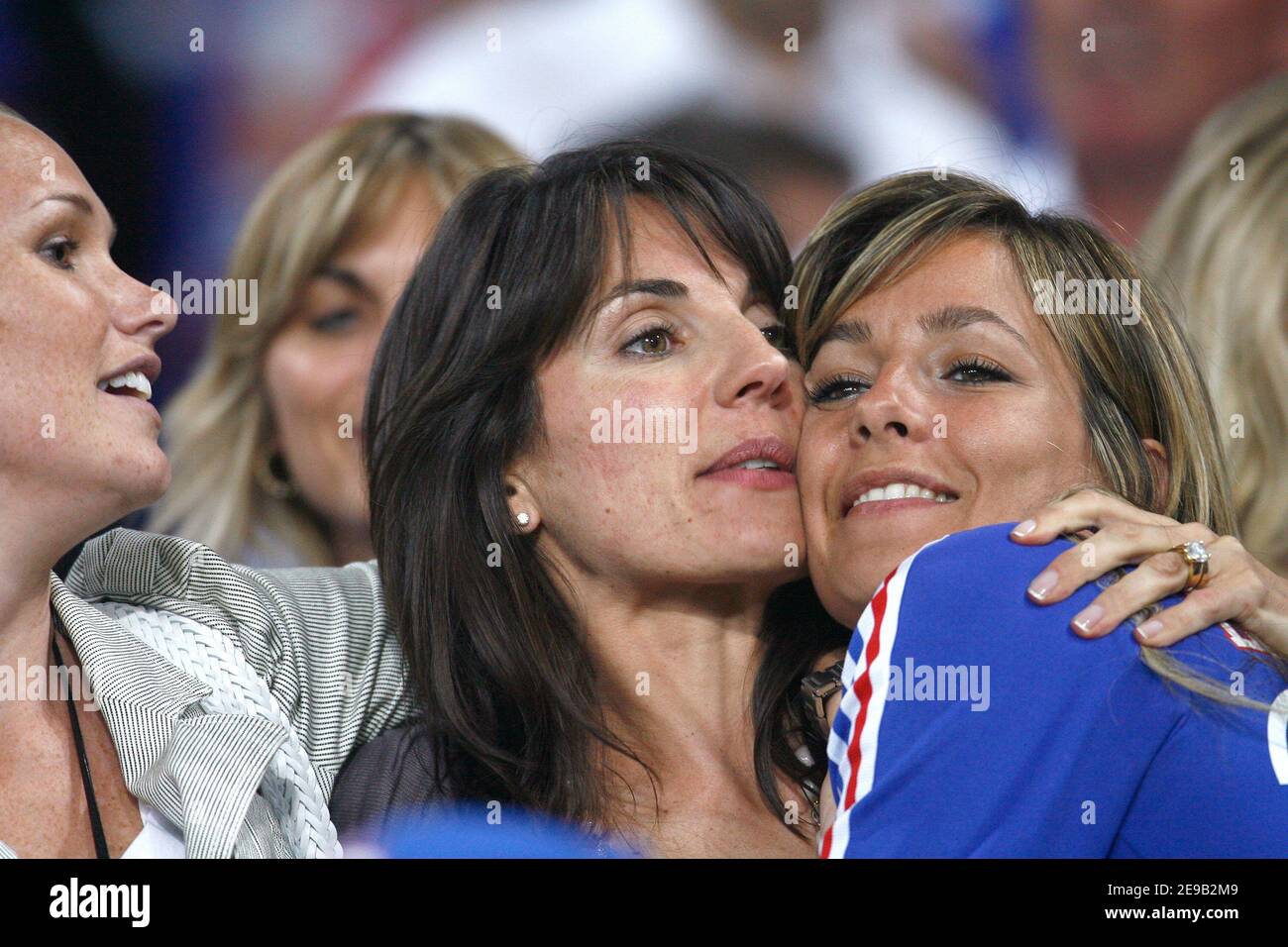 Thierry henry and david trezeguet hi-res stock photography and images ...