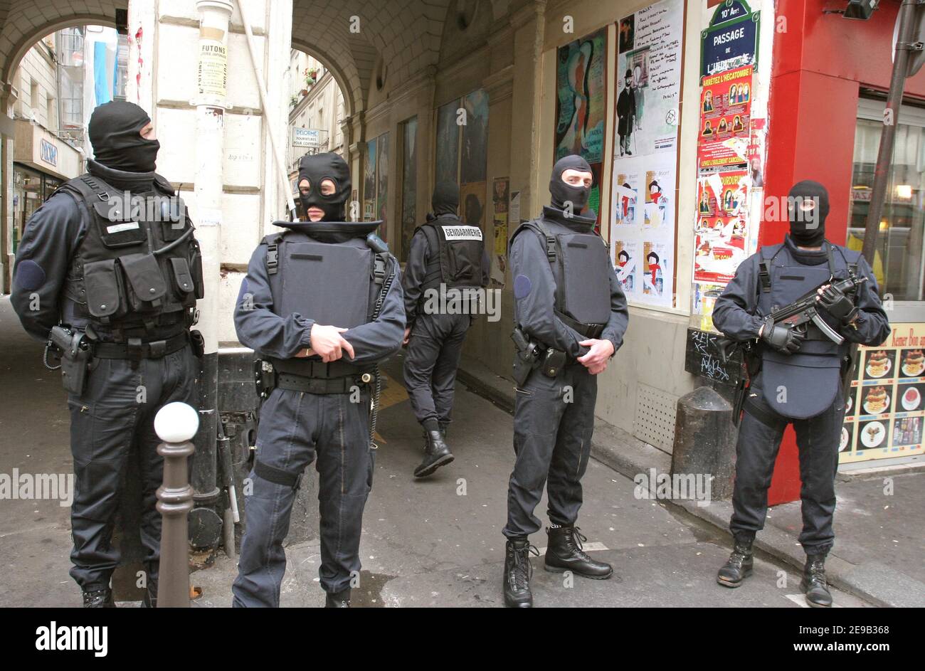 Gang intervention hi-res stock photography and images - Alamy