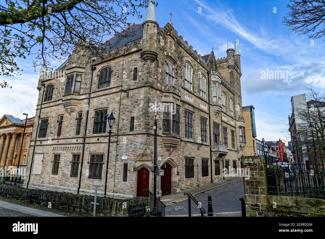 Londonderry, Northern Ireland. 28th April, 2016. The Apprentice Boy's ...