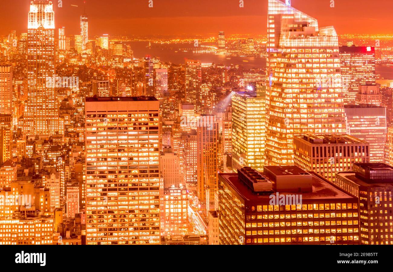 The view of new york manhattan during sunset hours Stock Photo - Alamy