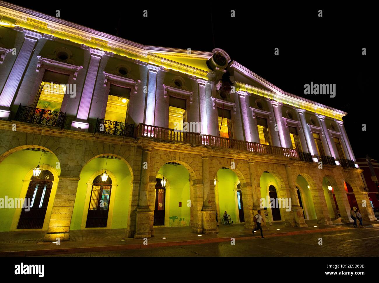 Plaza mayor merida hi-res stock photography and images - Alamy