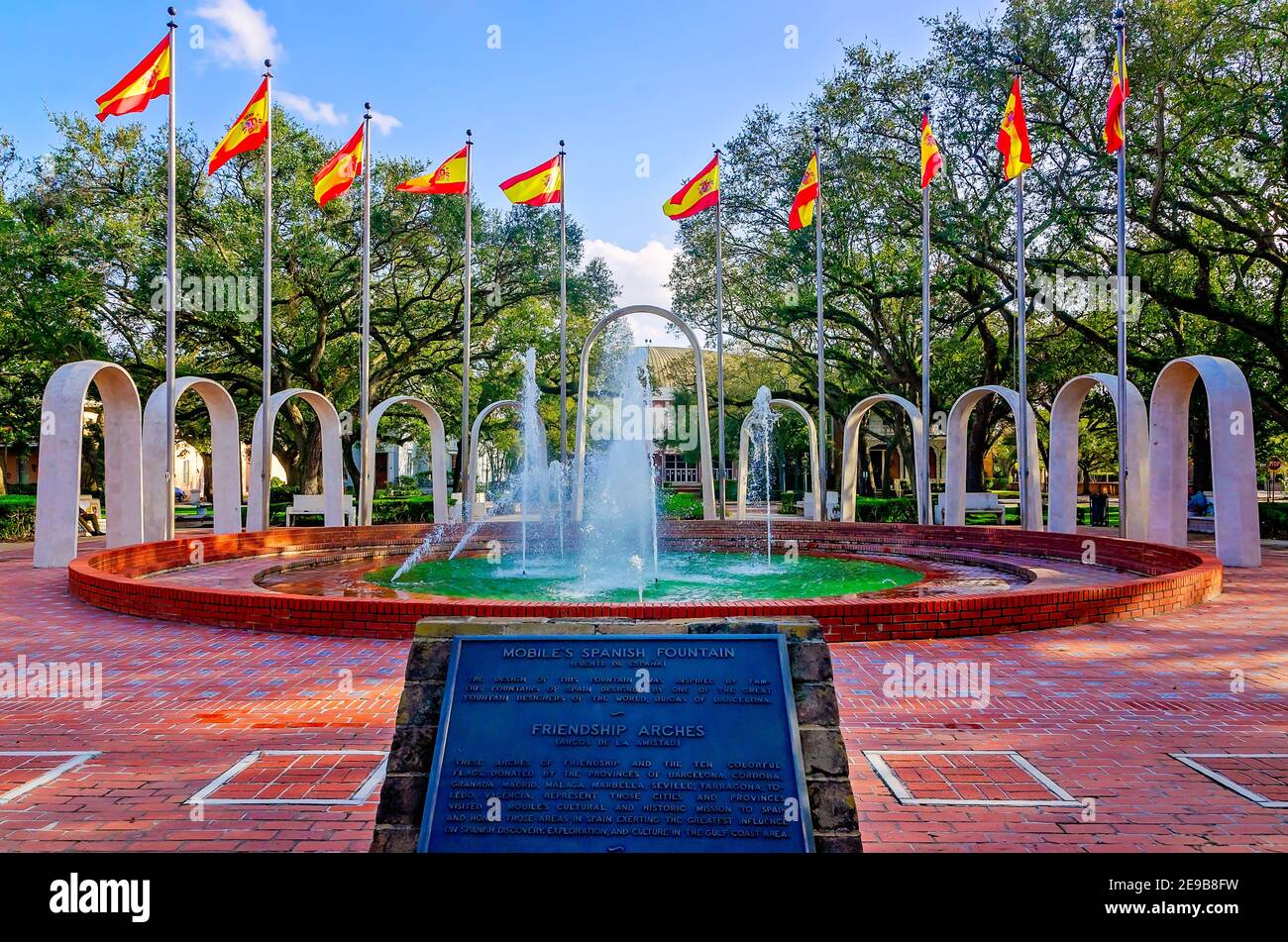 Friendship arches and Spanish flags surround the fountain at Spanish ...