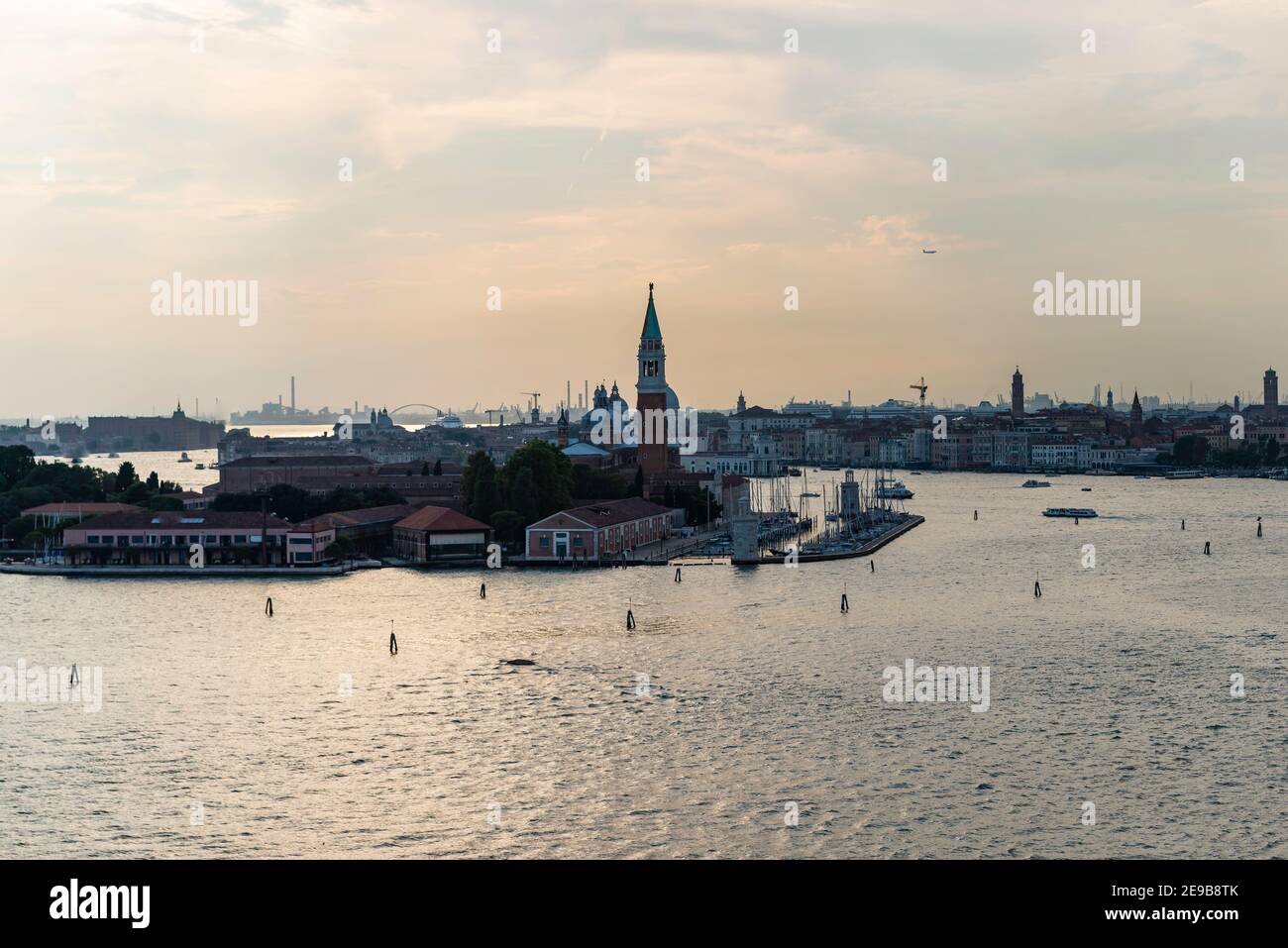 Tronchetto island hi-res stock photography and images - Alamy