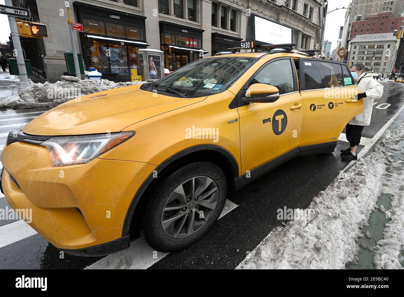 Livery Cab Nyc High Resolution Stock Photography and Images - Alamy