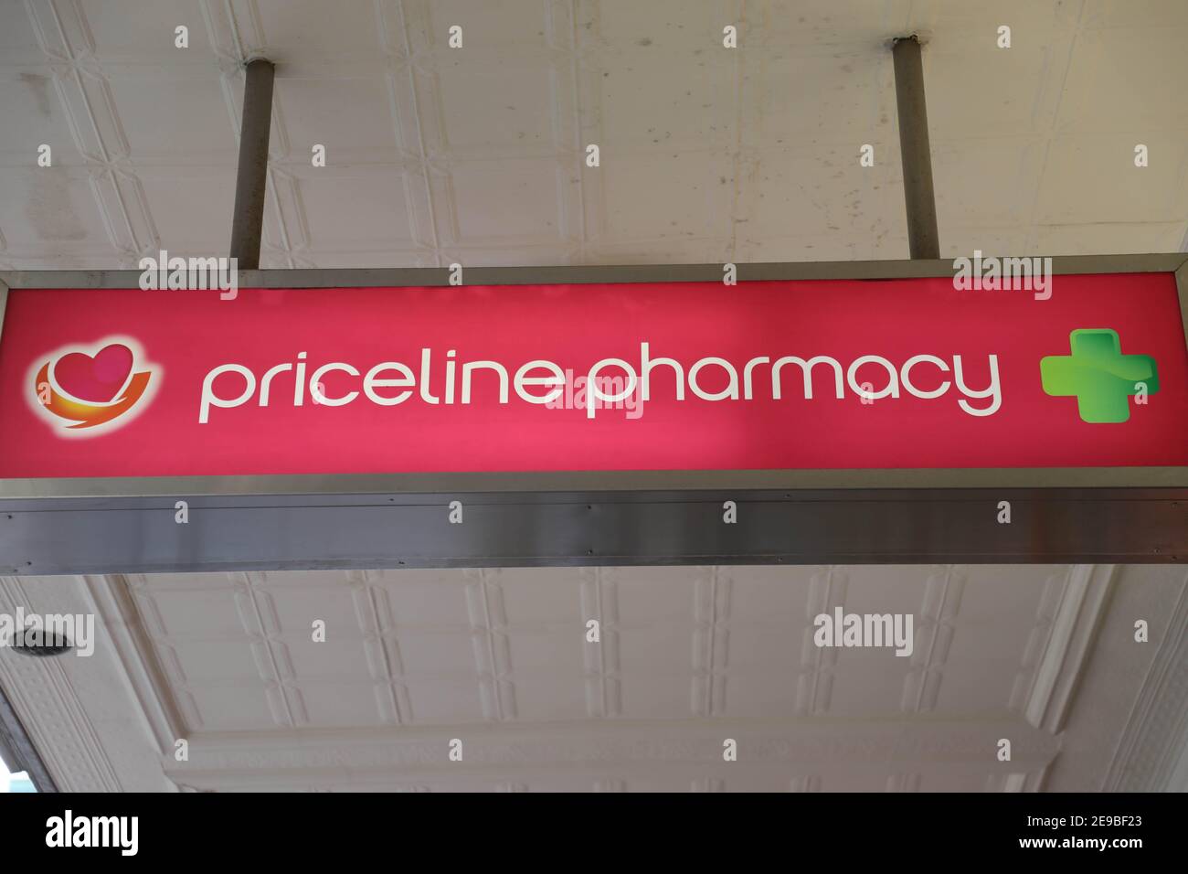 Priceline hi-res stock photography and images - Alamy