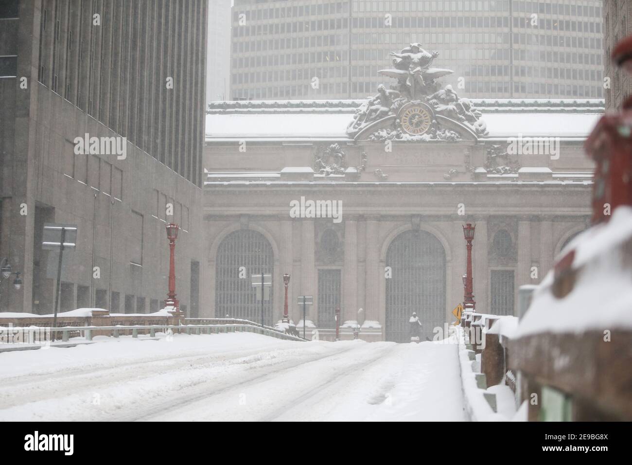 Grand Central Station from the Park Avenue Viaduct, covered in snow ...