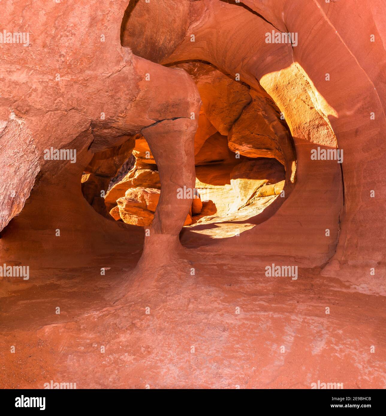Fire Cave aka Windstone Arch, Valley of Fire State Park, Nevada, USA ...