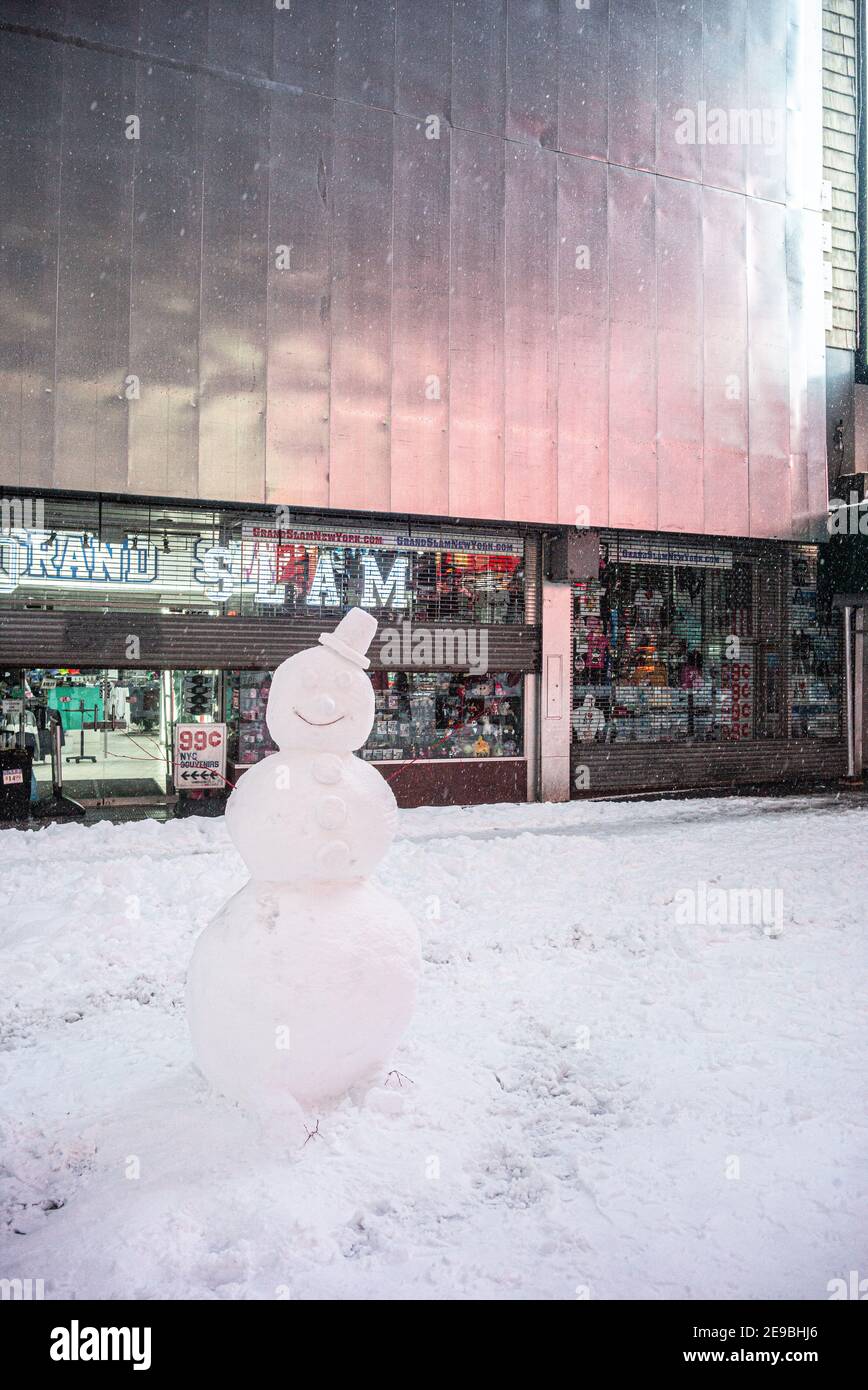A Snowman in Times Square Stock Photo - Alamy