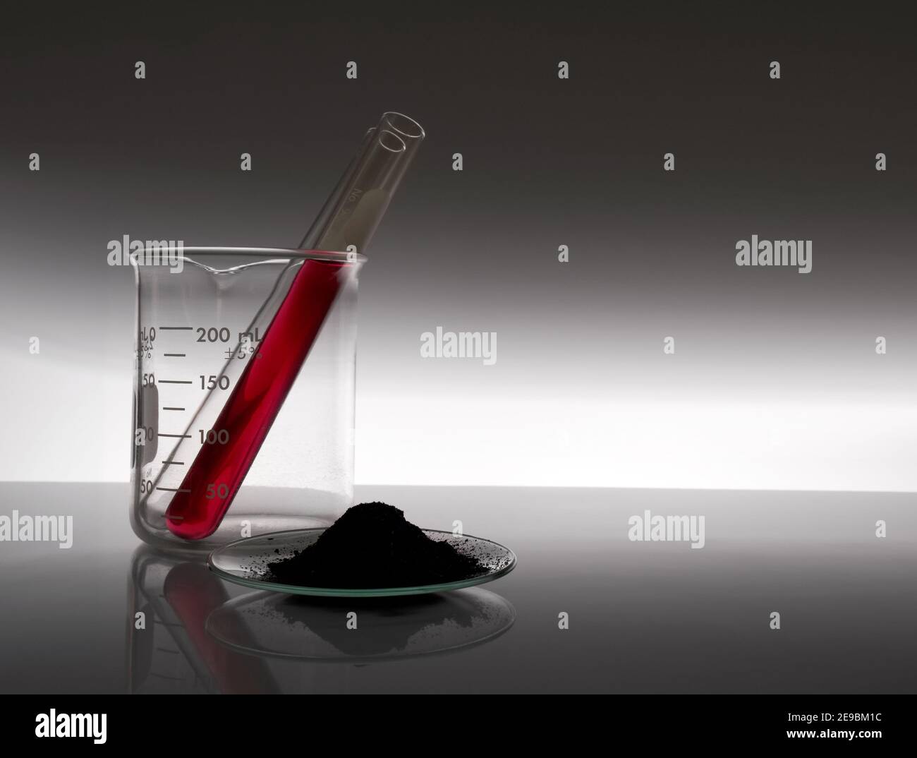 Potassium permanganate hi-res stock photography and images - Alamy