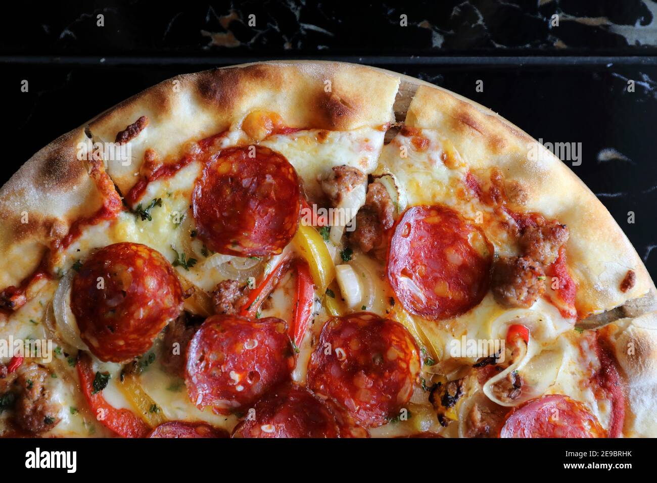 Spicy pepperoni pizza hi-res stock photography and images - Alamy