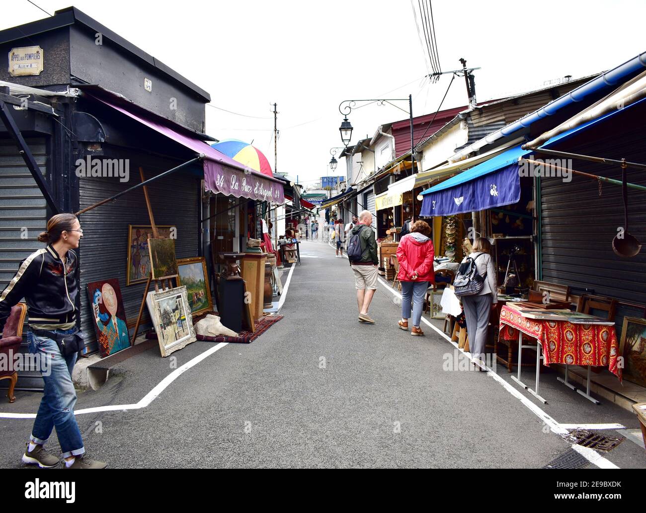 Marche aux puces de saint ouen hi-res stock photography and images - Alamy