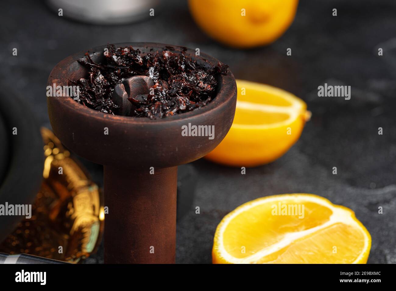 Shisha parts, tobacco and lemons close up Stock Photo - Alamy