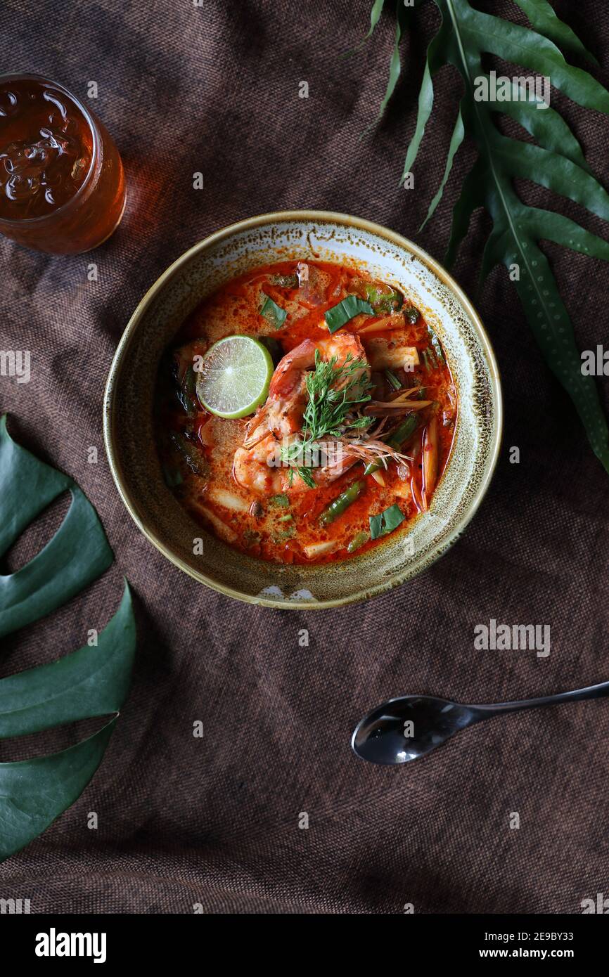 Tom Yum soup , Thai traditional food spicy prawn soup Stock Photo - Alamy