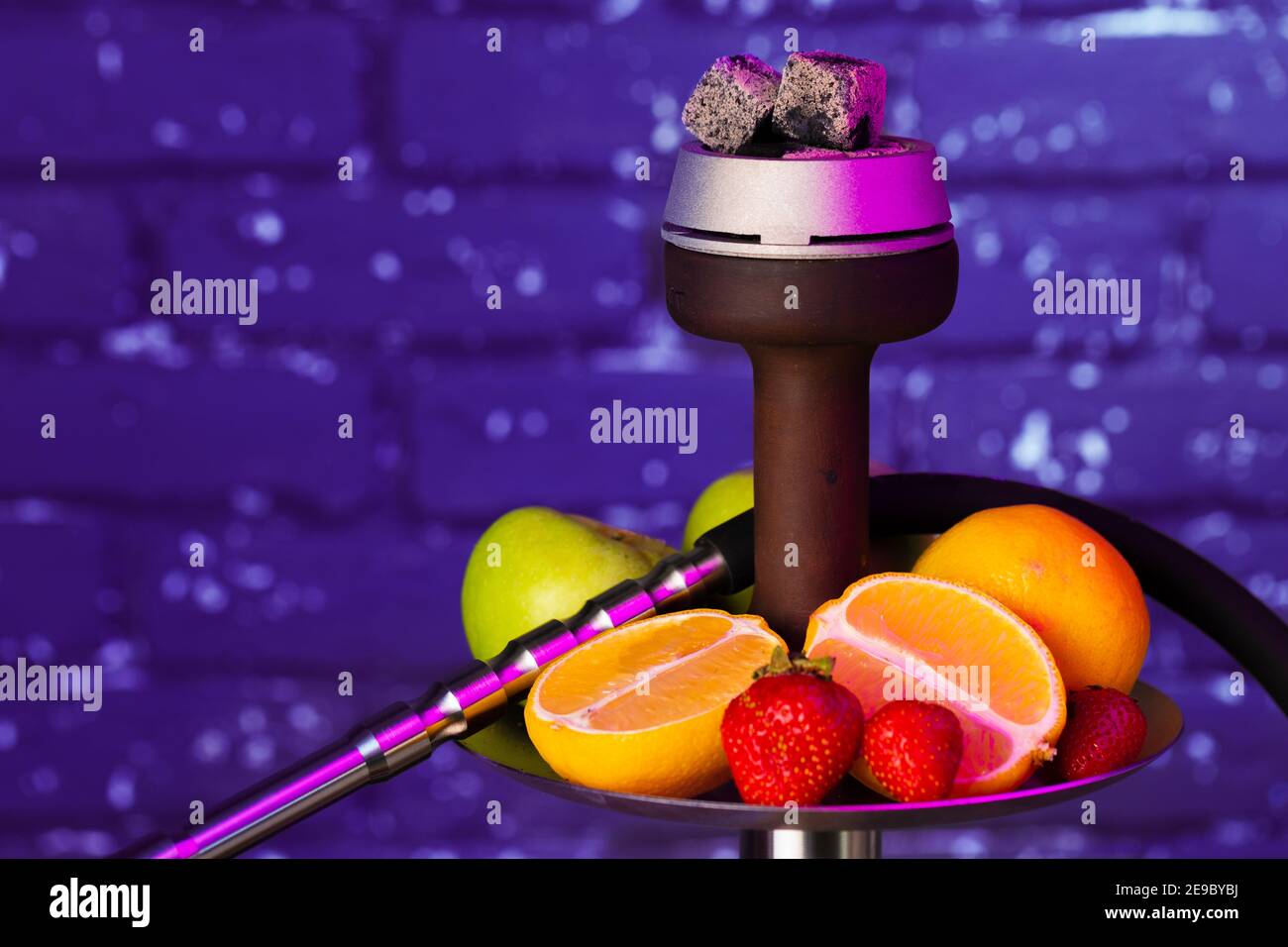 Hooka lounge hi-res stock photography and images - Alamy