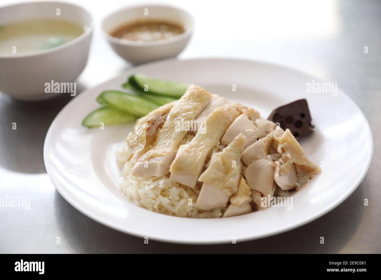 Local Thai food gourmet steamed chicken with rice khao mun kai Stock ...