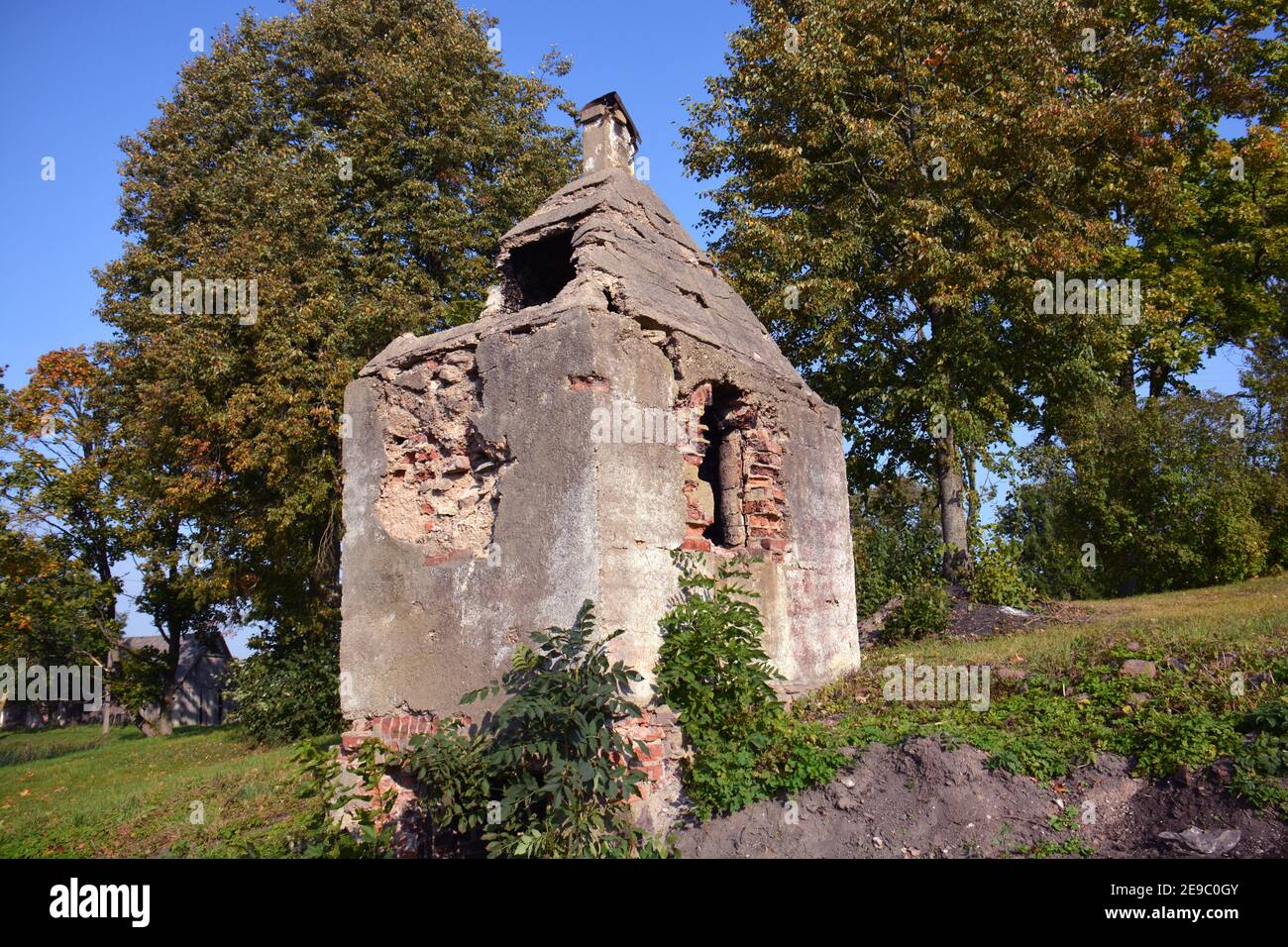Vintage smokehouse hi-res stock photography and images - Alamy