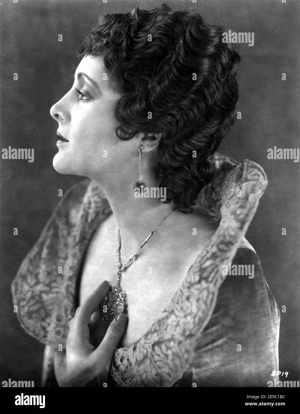 Billie dove hi-res stock photography and images - Alamy