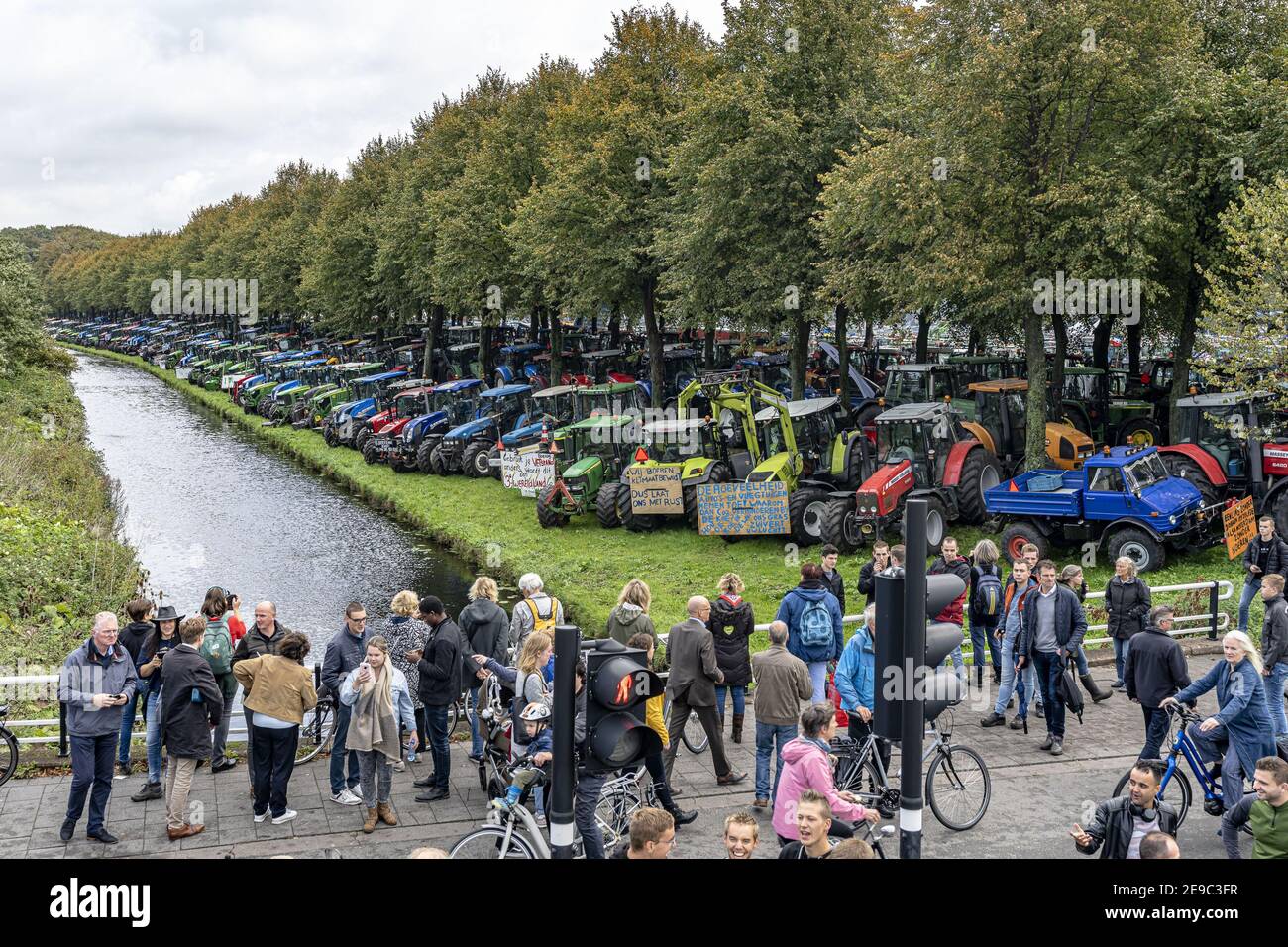 DEN HAAG, Netherlands, 01-10-2019, dutchnews, , Farmers protest on ...