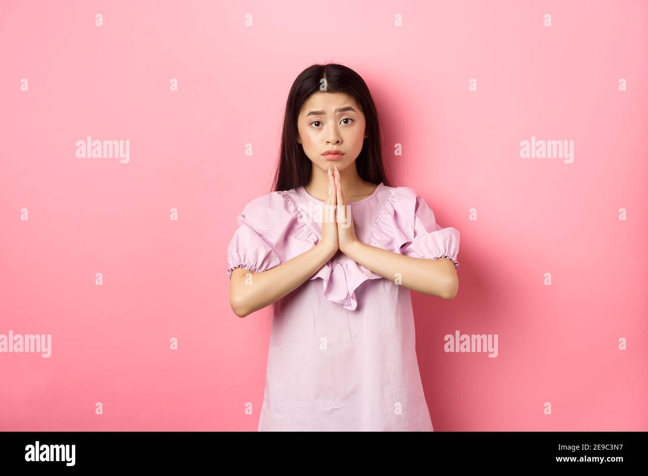 Begging please hi-res stock photography and images - Alamy