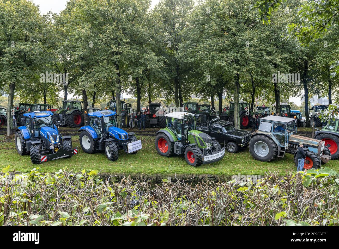 DEN HAAG, Netherlands, 01-10-2019, dutchnews, , Farmers protest on ...