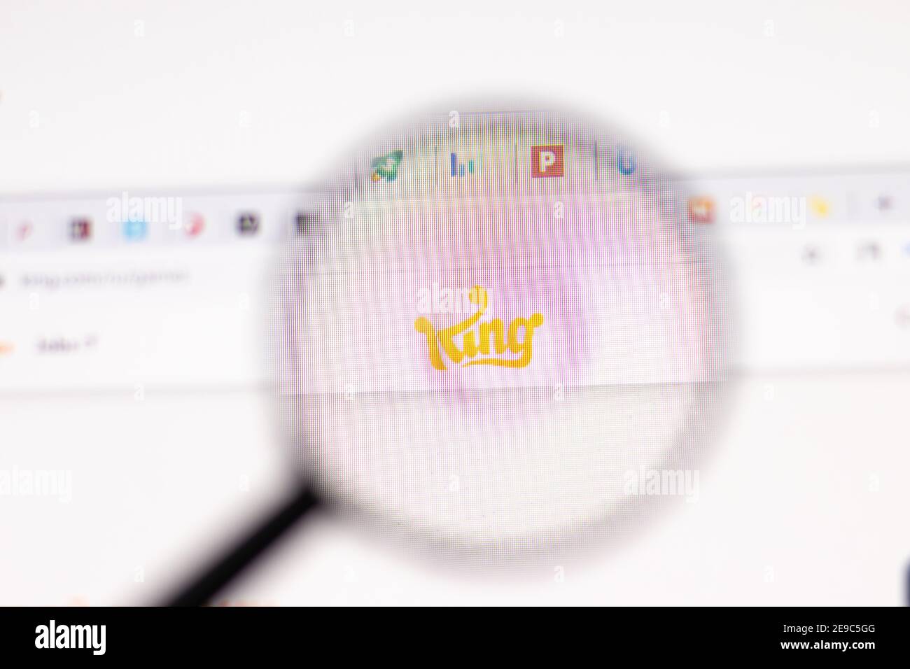 Los Angeles, USA - 1 February 2021: King website page. King.com logo on ...