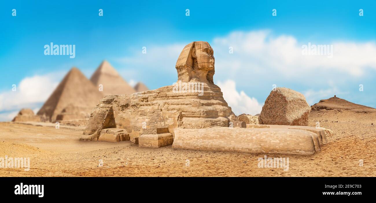 Sphinx side view pyramids giza hi-res stock photography and images - Alamy