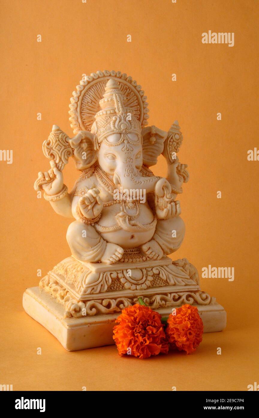 Yellow god hi-res stock photography and images - Alamy