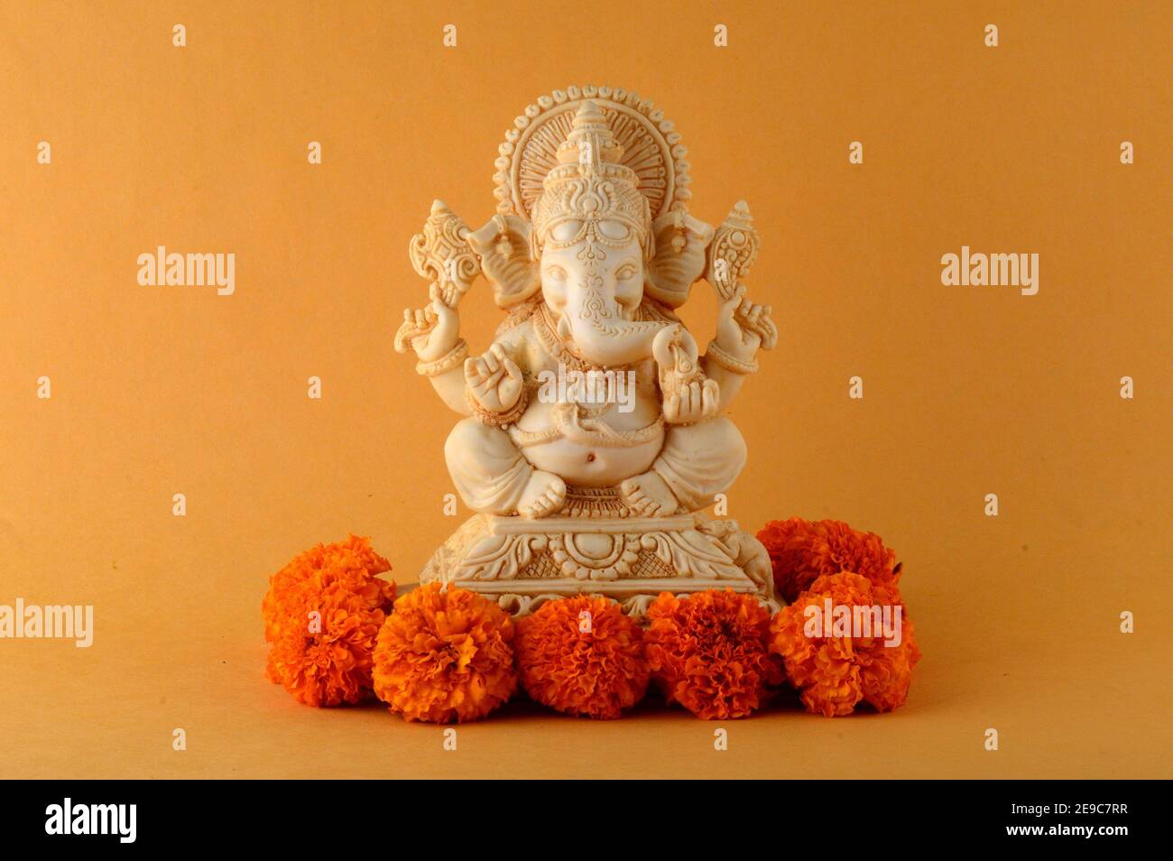 Yellow god hi-res stock photography and images - Alamy