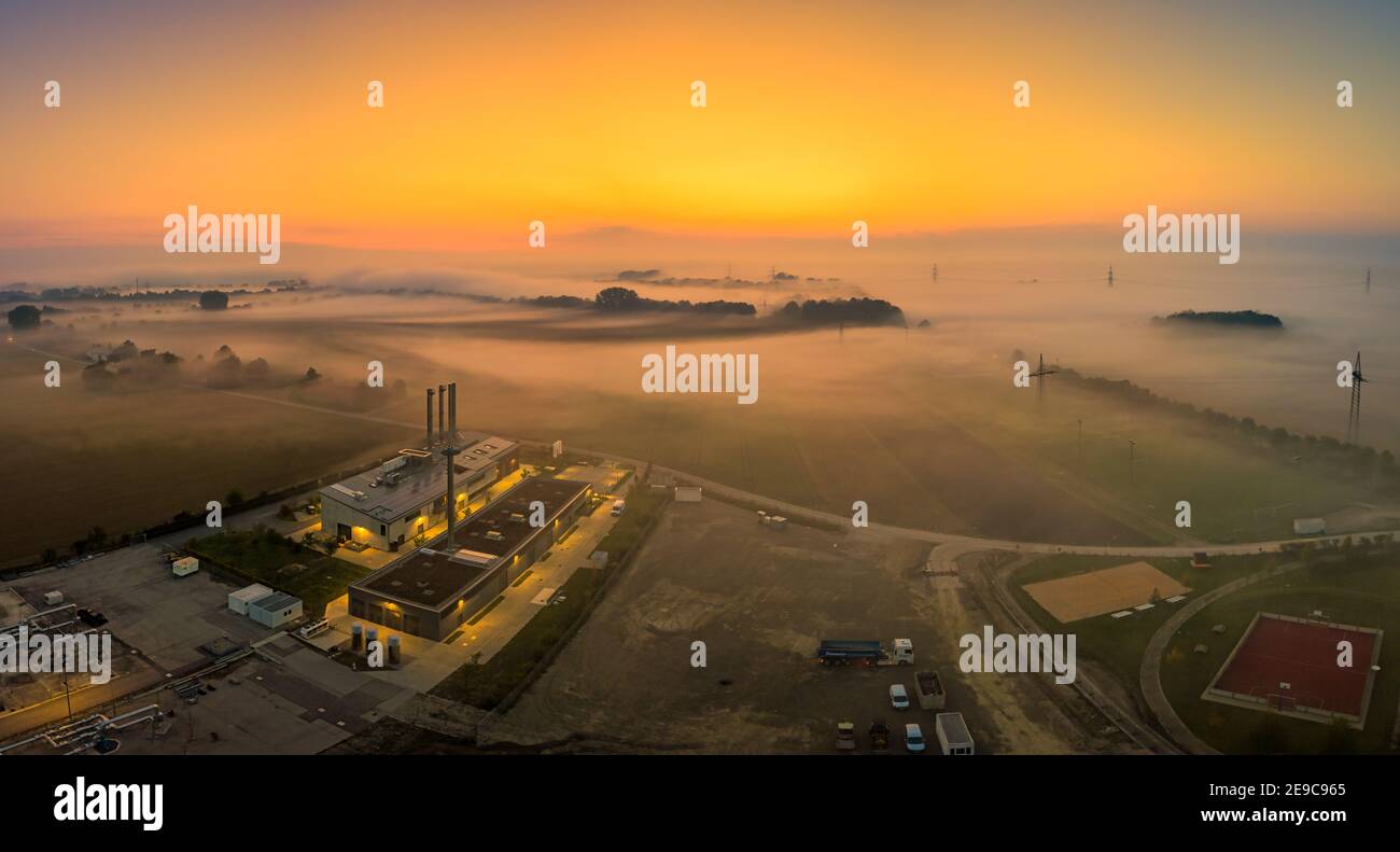 Industrial fog hi-res stock photography and images - Alamy