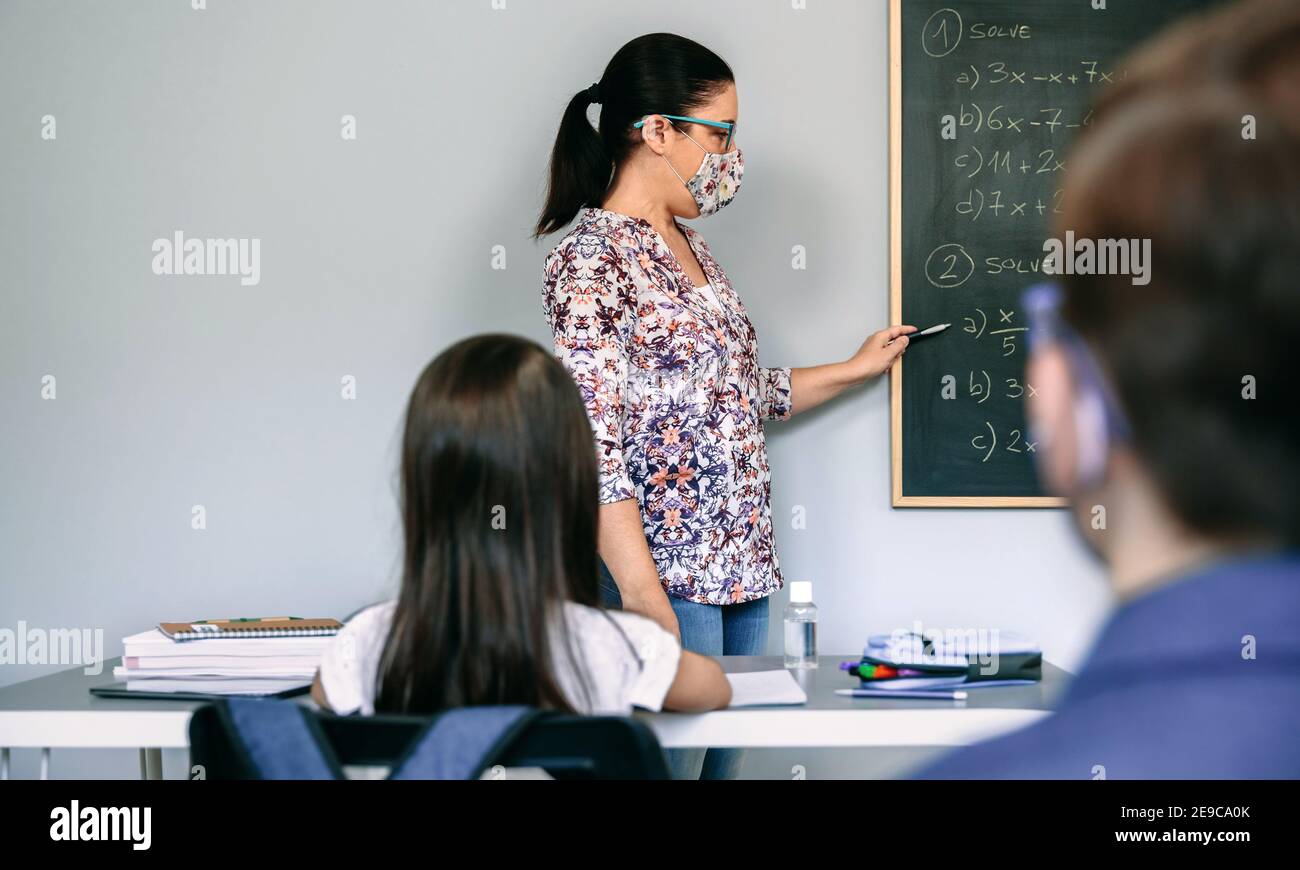 Class teacher math hi-res stock photography and images - Alamy