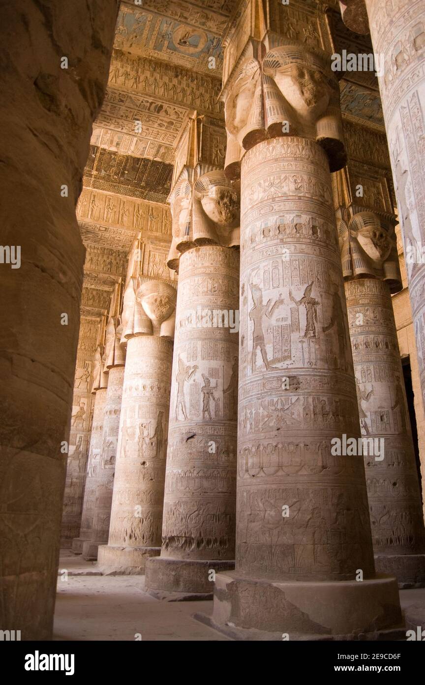 Egyptian structure hi-res stock photography and images - Alamy